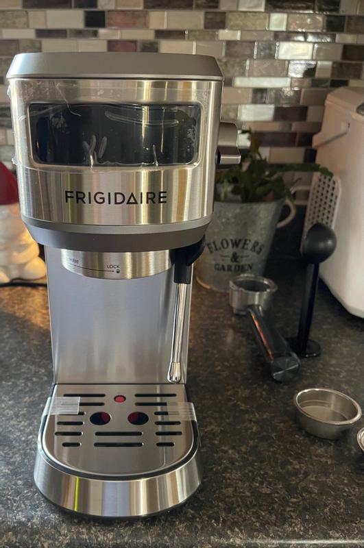 Frigidaire Semi automatic Stainless steel Programmable Espresso Machine ...
