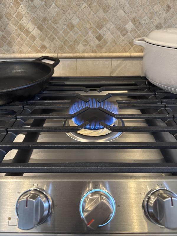 Frigidaire Professional 36-in 5 Burners Stainless Steel Gas Cooktop ...