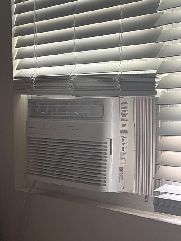 Frigidaire Medium Room Window Air Conditioner , Remote Included ( 115 ...