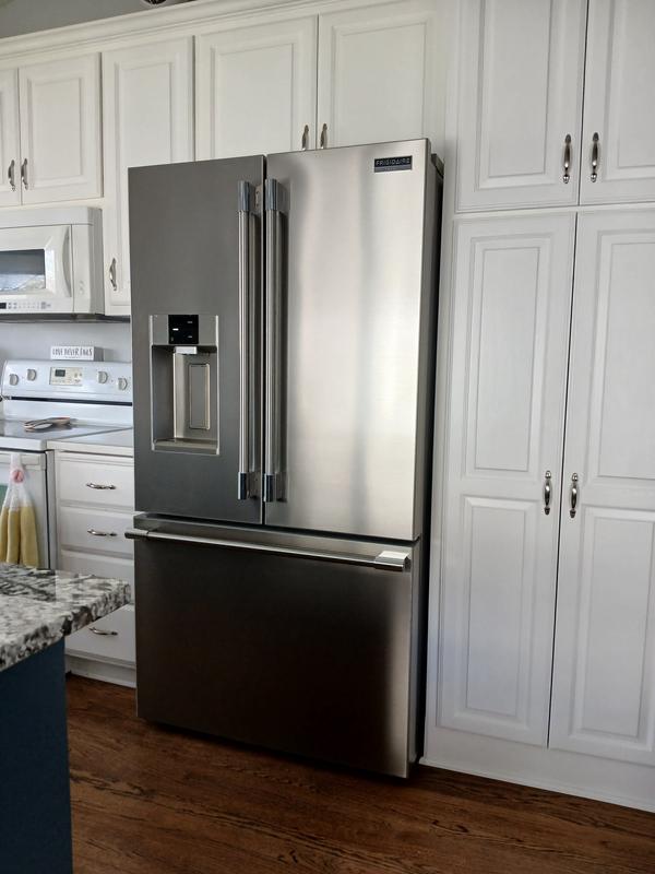 Frigidaire Professional Counter-Depth 22.6-cu ft 3 -Door 36-in Wide ...