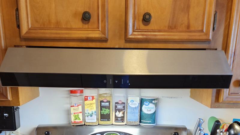 Frigidaire 30-in Convertible 330-CFM Stainless Steel Under Cabinet ...