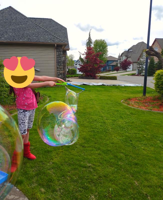 Gazillion Bubbles® Big Bubble Loop, Age 3+ | Canadian Tire