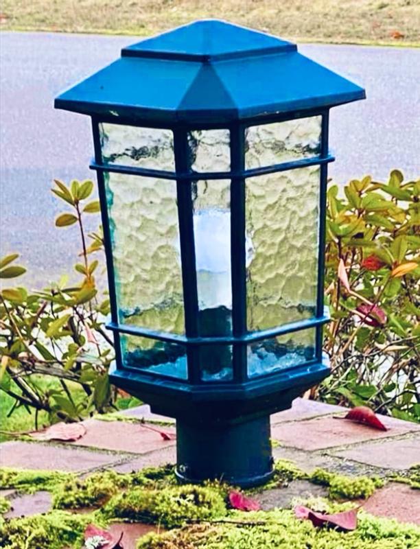 KODA Bentham 21.6-in Black Craftsman Outdoor Pier Mount with Dusk-to ...