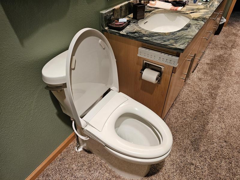 KOHLER PureWash E930 Plastic Biscuit Elongated Slow Close Feature ...