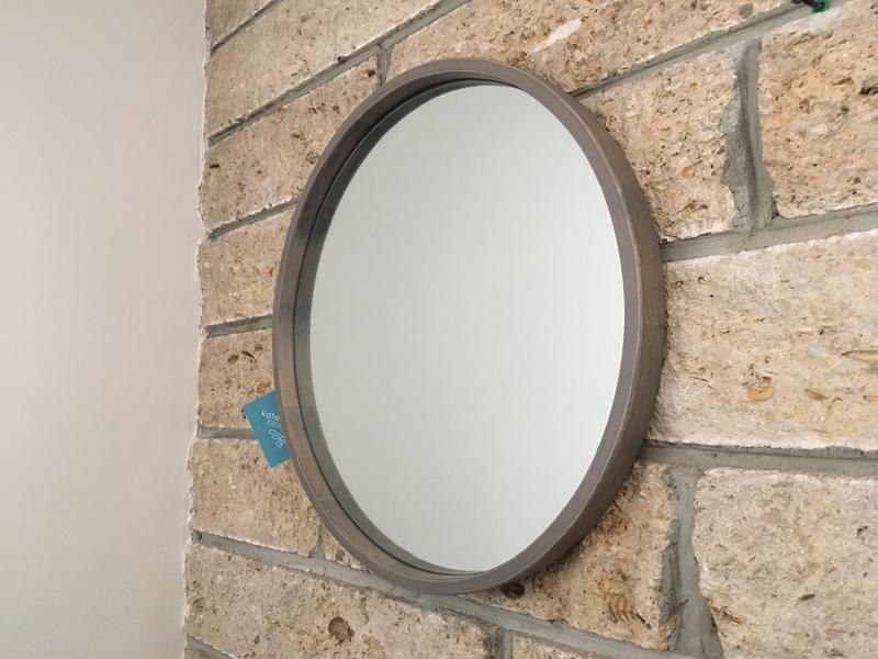 Kate and Laurel 28-in W x 28-in H Round White Framed Wall Mirror in the ...