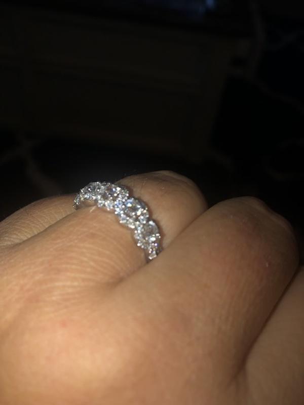 The Leo Diamond Ring 1 1 2 Ct Tw Round Cut 14k White Gold Kay