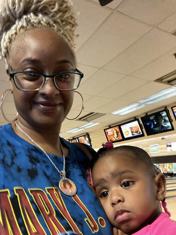 Hoop Earrings 14K Yellow Gold 8mm | Kay