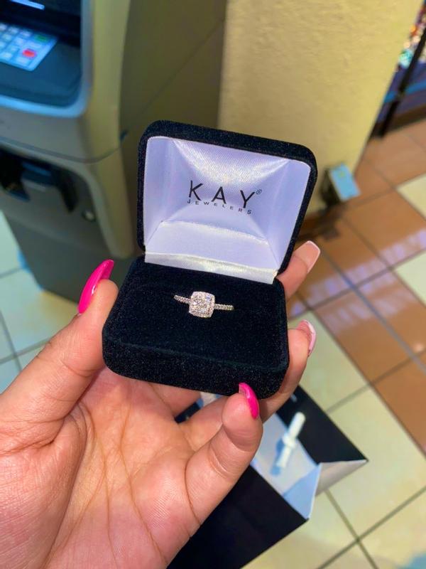 Kays Engagement Ring In Box