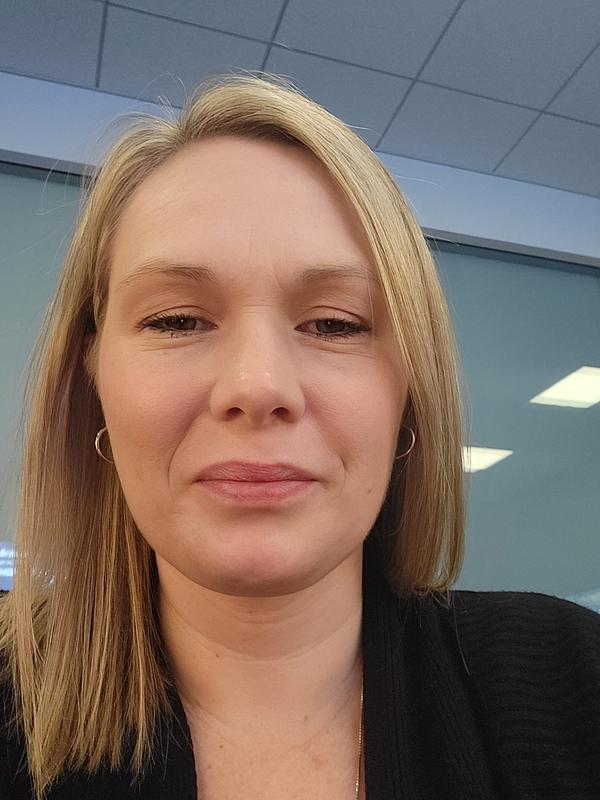 Hoop Earrings 14K White Gold 20mm | Kay