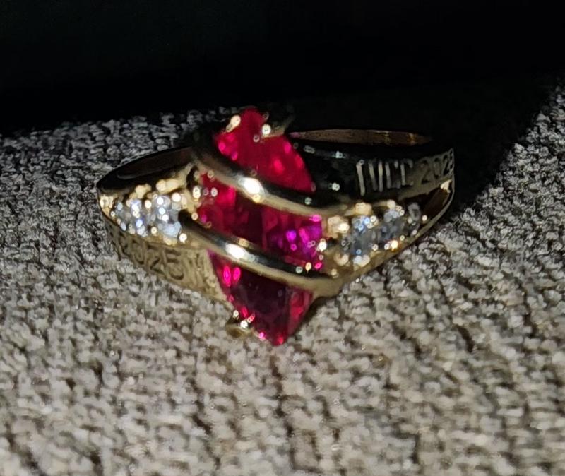 Seaswirl Ladies' Class Ring | Kay