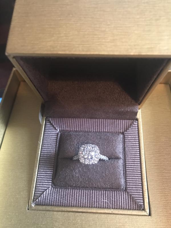 Previously Owned Neil Lane Diamond Ring 1-1/2 ct tw 14K Gold | Kay