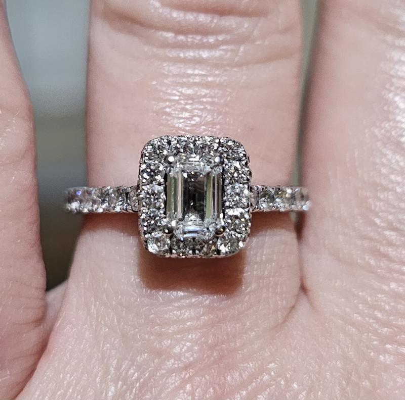 Previously Owned Neil Lane Diamond Ring 1-3/8 cttw 14K Gold | Kay