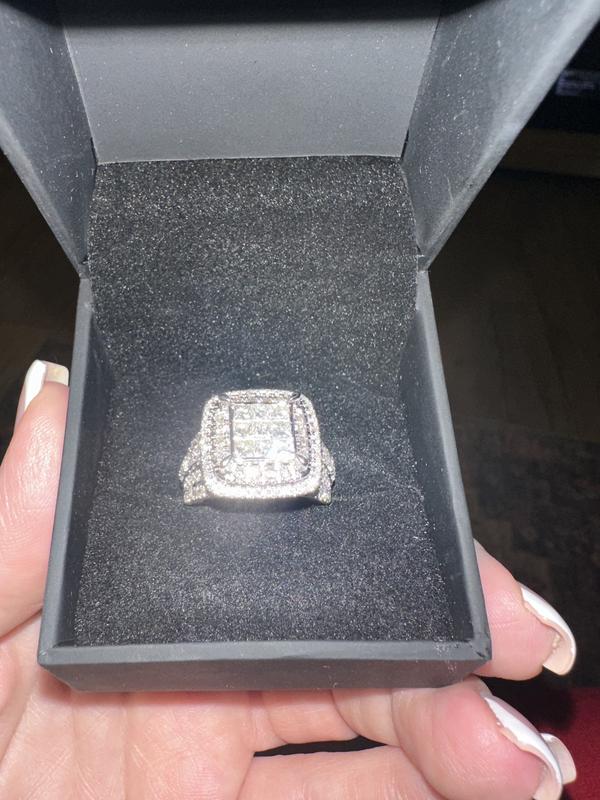 Princess-Cut Multi-Diamond Center Engagement Ring 3 ct tw 10K White ...