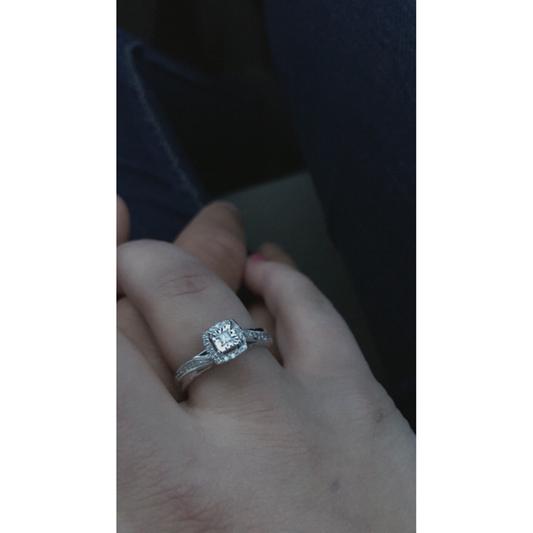 Previously Owned Ring 1/6 ct tw Diamonds Sterling Silver | Kay