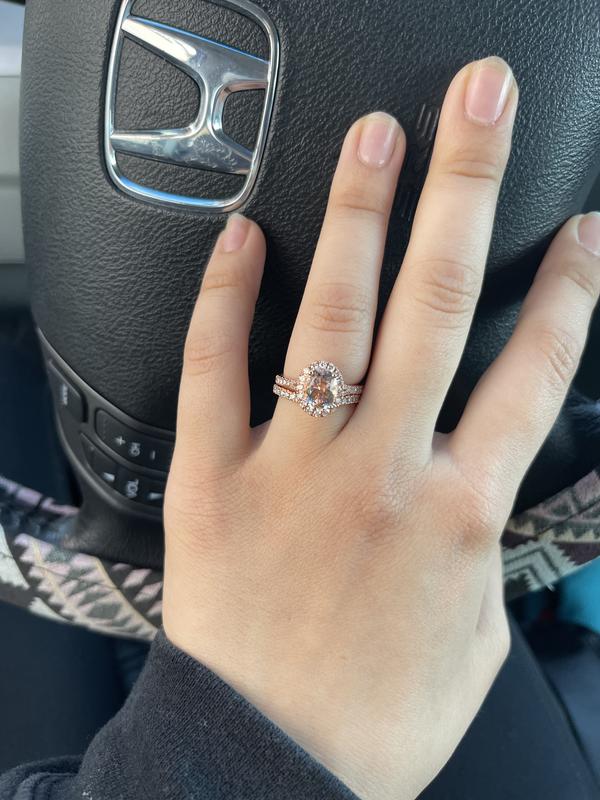 Neil Lane Oval-Cut Morganite & Diamond Engagement Ring 1/2 ct tw 14K ...