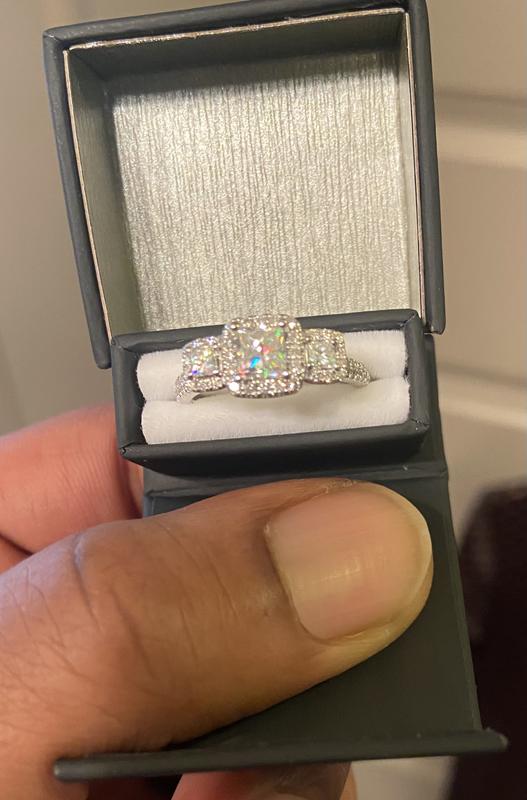 THE LEO First Light 3-Stone Diamond Engagement Ring 1-1/6 ct tw ...