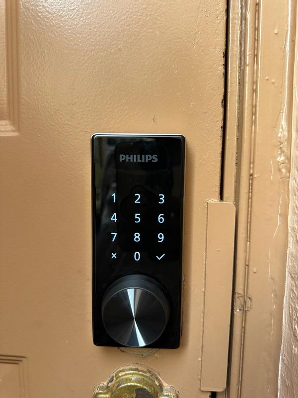 Philips Matte Black Smart Wi-Fi and Bluetooth Touchscreen Keypad ...