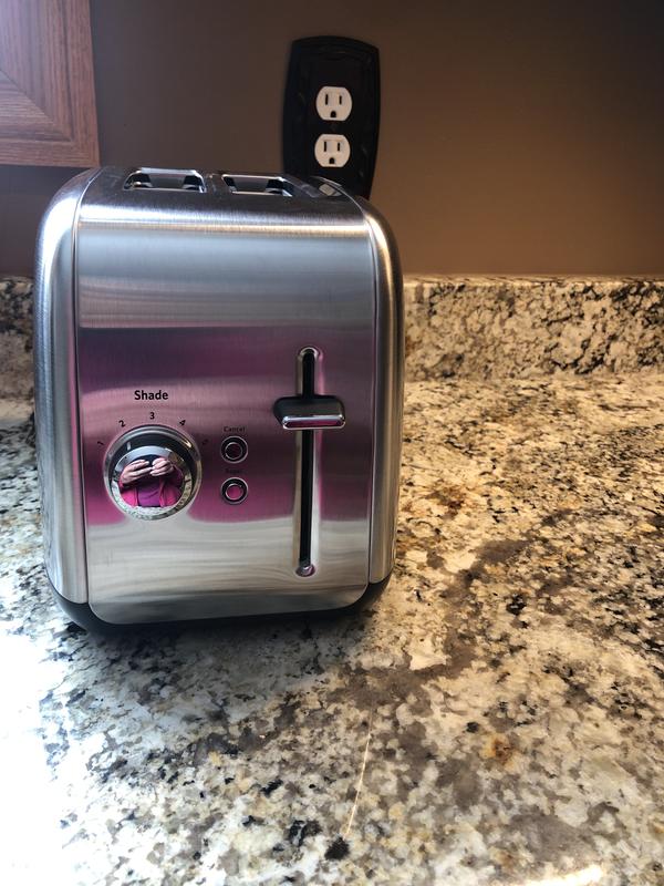 KitchenAid 2-Slice Toaster with Illuminated Button in Onyx Black ...
