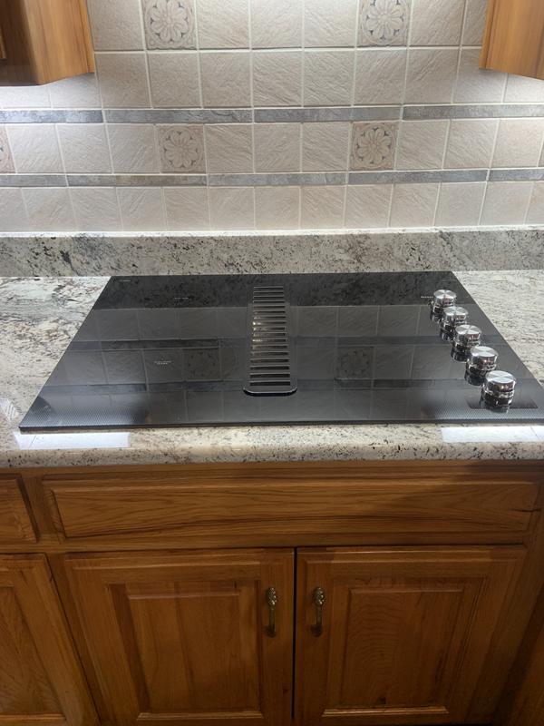 KitchenAid 30-in 4 Burners Smooth Surface (Radiant) Black Electric ...