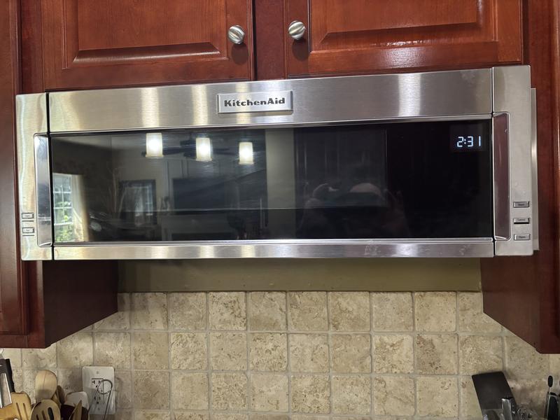 KitchenAid 1.1-cu ft 1000-Watt Low Profile 29.88-in Over-the-Range ...