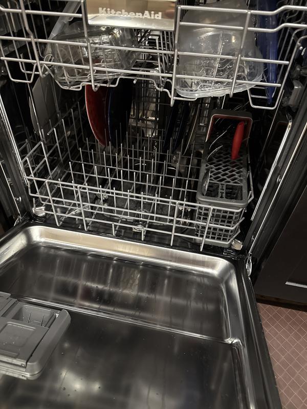 KitchenAid 24-in Top Control Built-In Dishwasher With Third Rack (Black ...