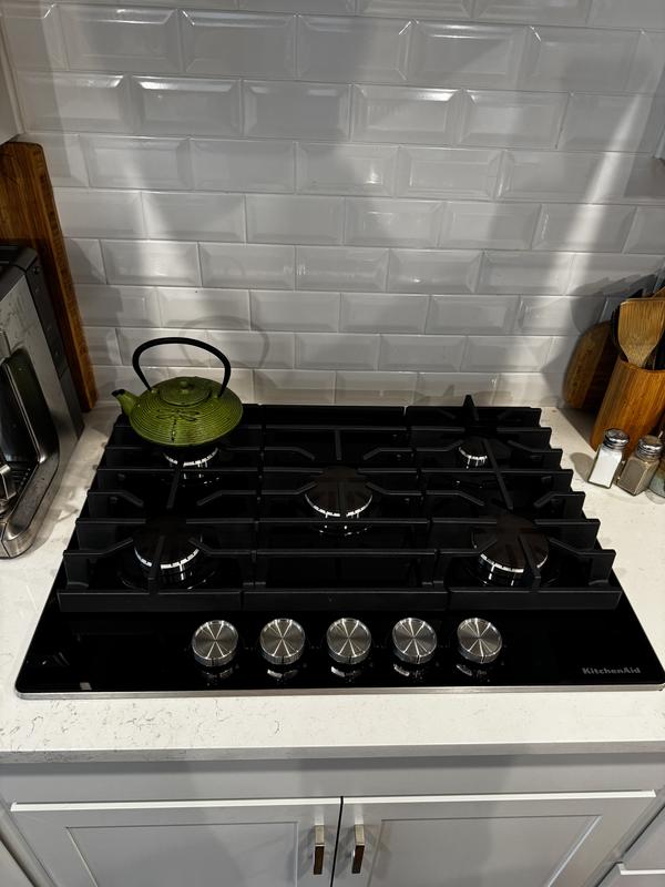 KitchenAid 30-in 5 Burners Black Gas Cooktop KCGG530PBL at Lowes.com