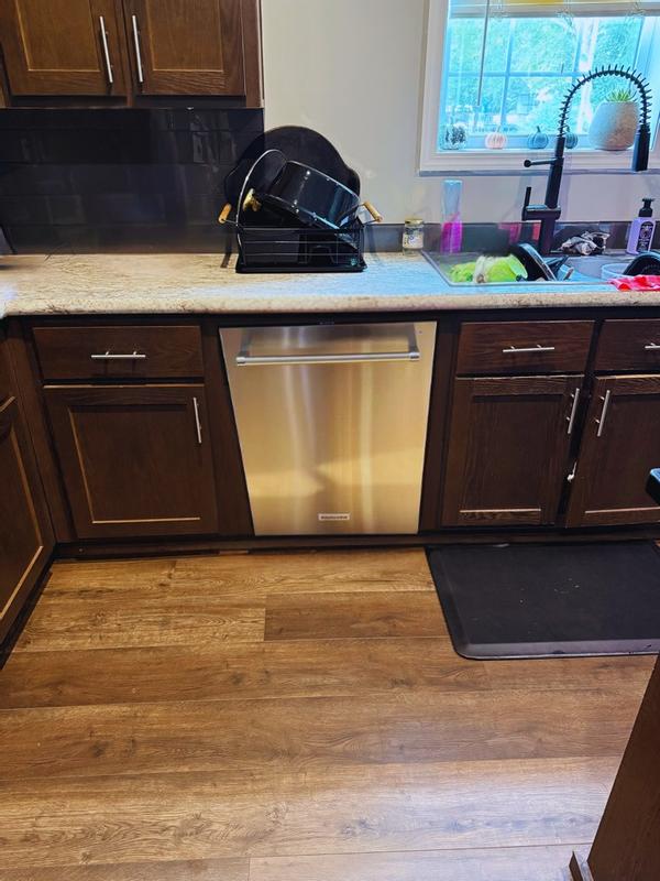 KitchenAid 24-in Top Control Built-In Dishwasher With Third Rack ...
