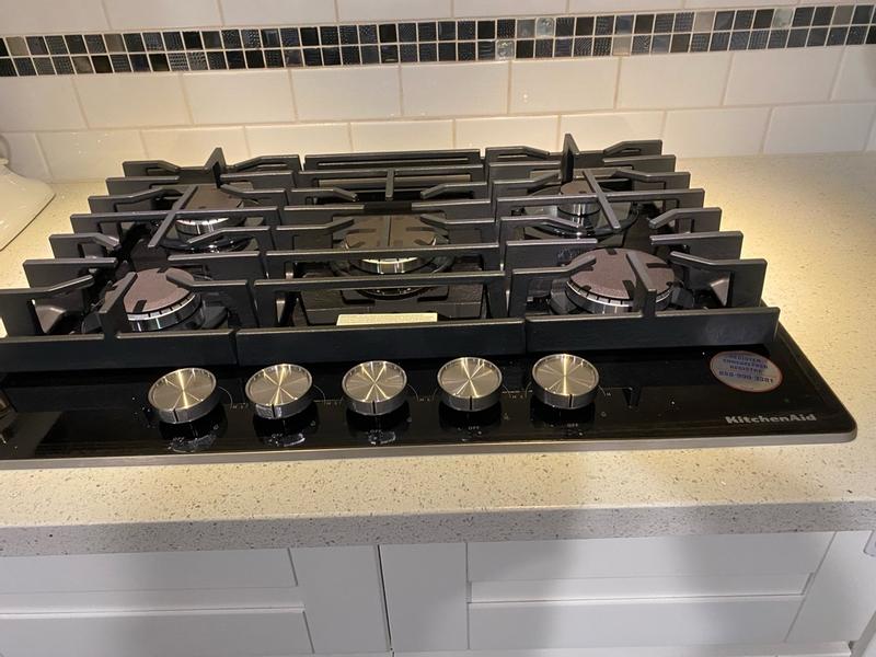 KitchenAid 30-in 5 Burners Black Gas Cooktop KCGG530PBL at Lowes.com