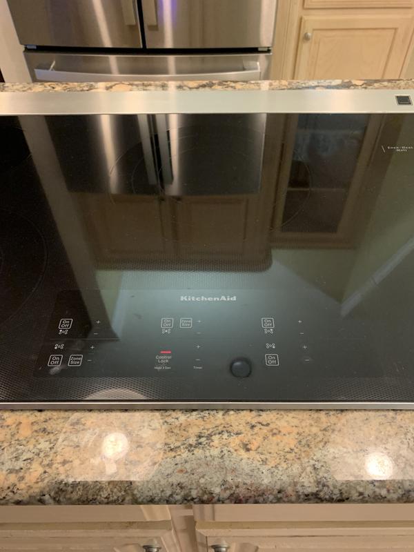 KitchenAid 36-in 5 Burners Smooth Surface (Radiant) Black Electric ...