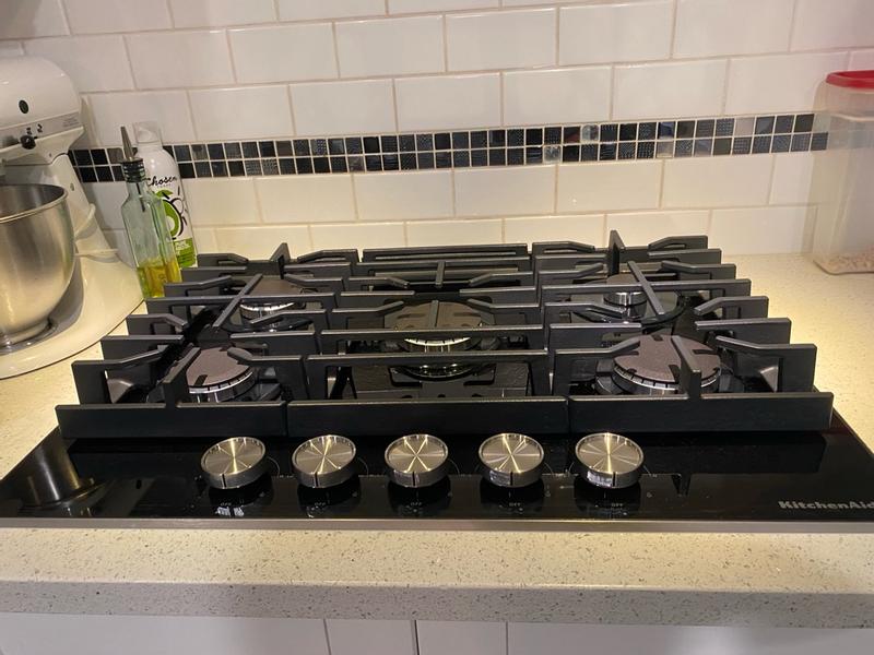 KitchenAid 30-in 5 Burners Black Gas Cooktop KCGG530PBL at Lowes.com