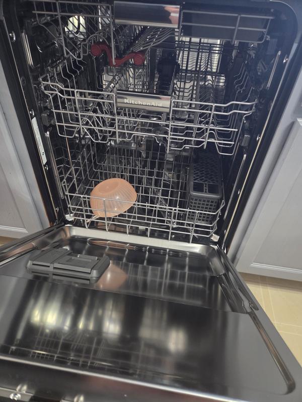 KitchenAid 360 MAX JETS 24-in Front Control Built-In Dishwasher With ...