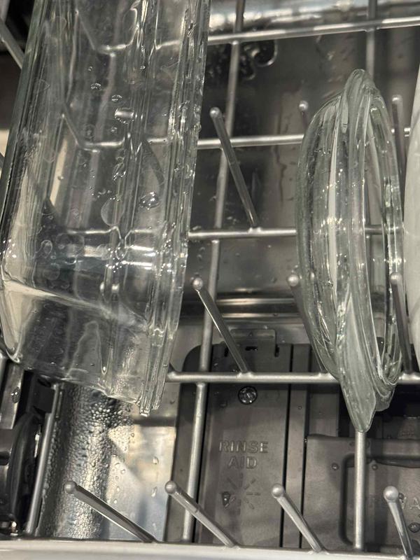 KitchenAid 24-in Front Control Built-In Dishwasher With Third Rack ...