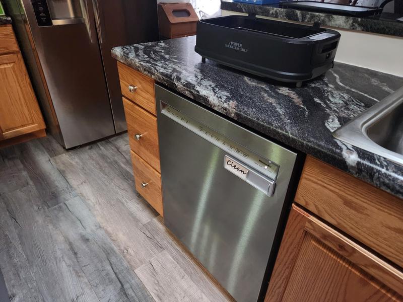 KitchenAid 24-in Front Control Built-In Dishwasher (Stainless Steel ...