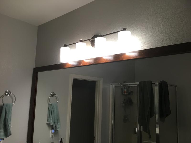 Kichler Joelson 34-in 4-Light Brushed Nickel Transitional Vanity Light ...