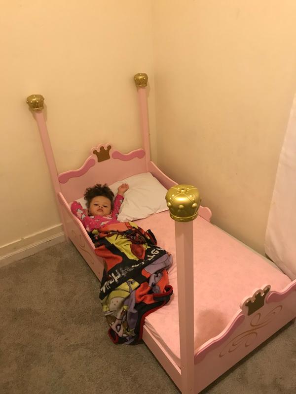 KidKraft Pink Princess Toddler Bed in the Toddler Beds department at Lowes