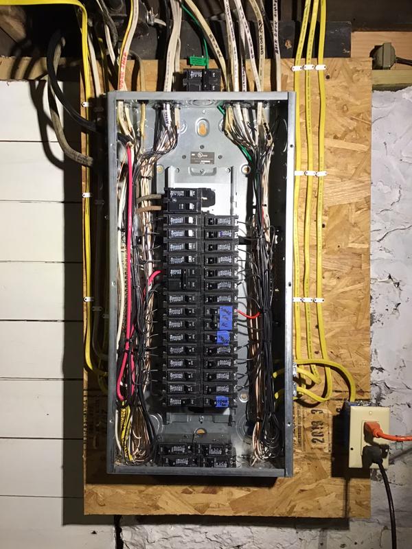 Klein Tools Bucket Bag Black Polyester 19-in 5-Gallon Bucket Organizer ...