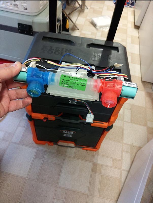 Klein Tools MODbox 23.5-in W x 16.5-in H x 22.3-in D 2-Drawer Orange ...