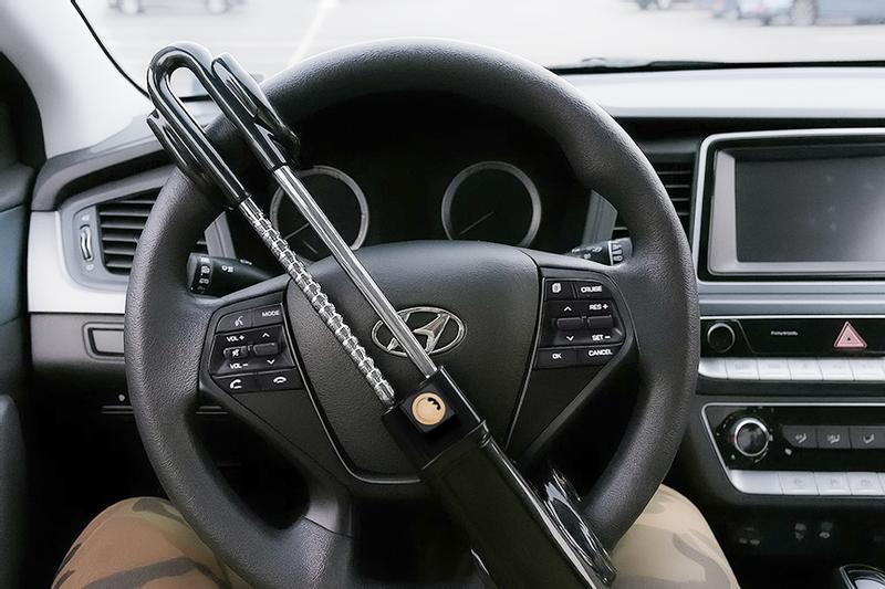 HOM Retractable Steering Wheel Lock Anti-theft device for Universal in ...