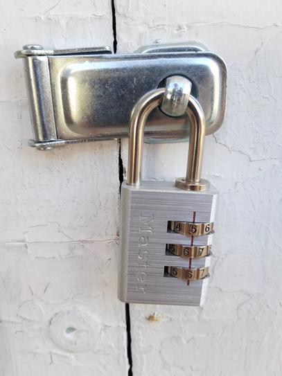 Everbilt 2-1/2 in. Zinc-Plated Rotating Post Safety Hasp 15119 - The ...