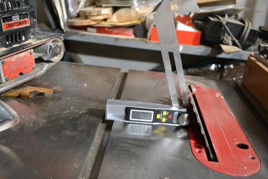 General Tools 8 in. Sliding Digital T-Bevel 828 - The Home Depot