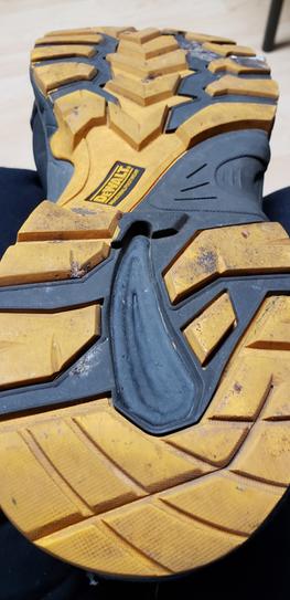 DEWALT Men's Angle Slip Resistant Athletic Shoes - Steel Toe - Black ...
