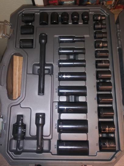 GEARWRENCH 3/8 in. Drive 6-Point SAE/Metric Standard and Deep Impact Socket Set (44-Piece ...