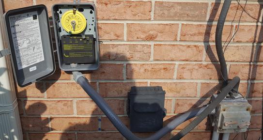 Buy T100 Series 40 Amp 24-Hour Outdoor Mechanical Timer with Double ...