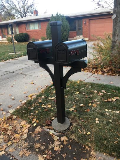 Salsbury Industries Deluxe 2-Sided In-Ground Mounted Mailbox Post for ...