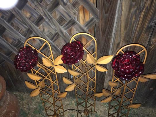 Trendscape Solar LED Rose with Trellis Decor Pathway Light NXT-2126 ...