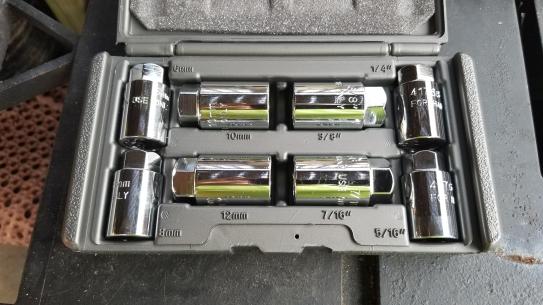 GEARWRENCH SAE/Metric Stud Removal Set (8-Piece) 41760D - The Home Depot