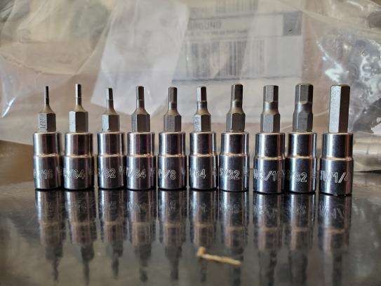 Husky 1/4 in. Drive SAE and Metric Socket and Bit Set with Ratchet and ...