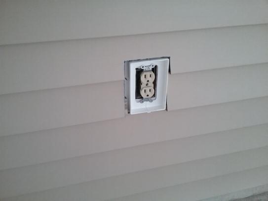 Ply Gem 6 in. x 7.5 in. Split Recessed Mounting Block White MBLKRH04H ...