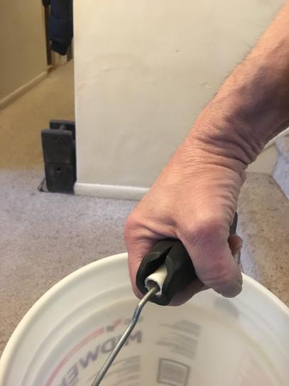 BUCKET BOSS 1.25 in. Cushioned Rubber Tool Bucket Grip Handle in Black ...