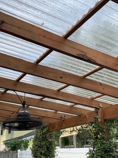 Suntuf 4 ft. Polycarbonate Side Ridge Flashing in Clear 108656 - The ...